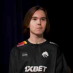 cs2概念神donk - 抖音